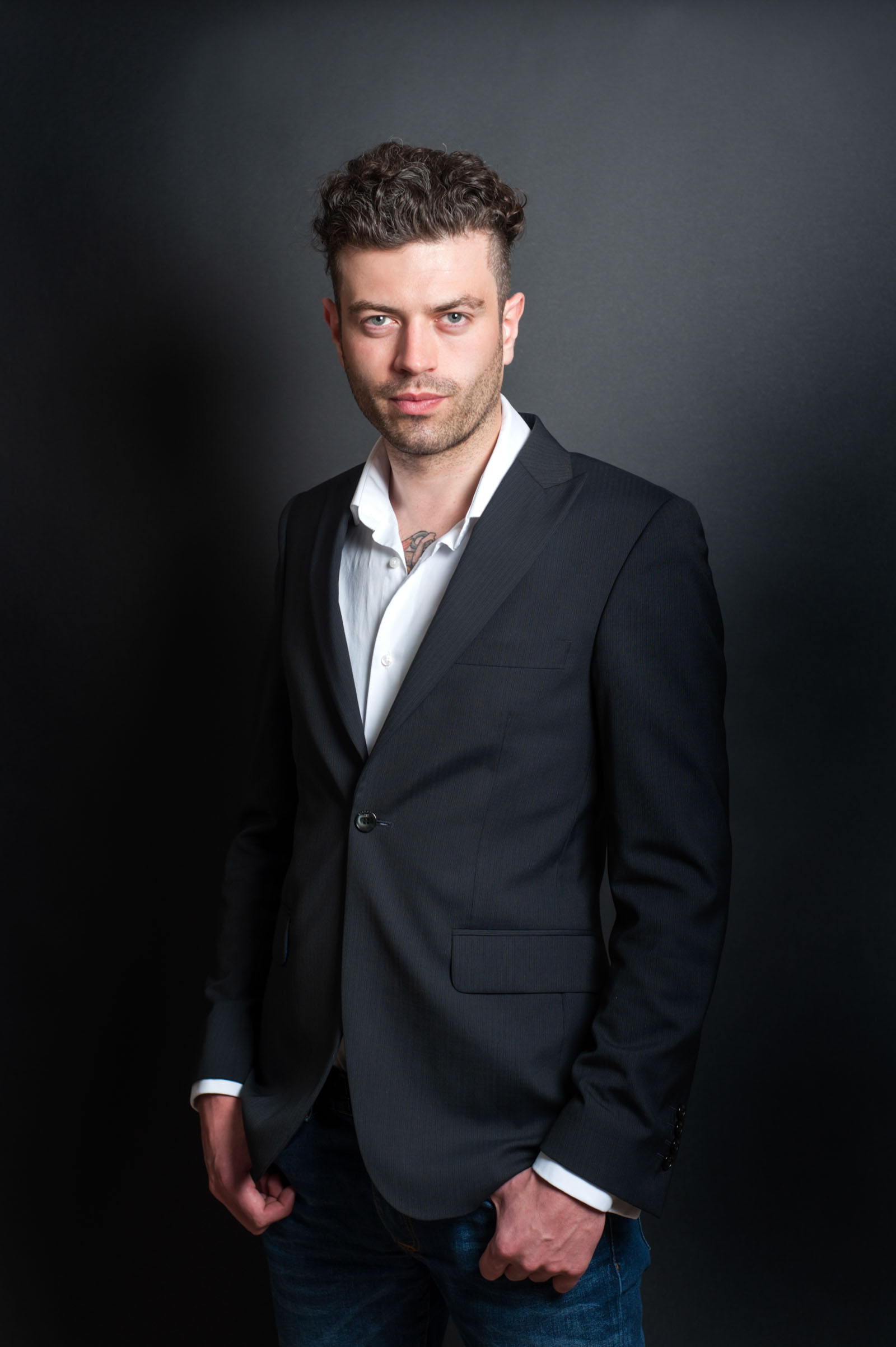 Hastings portrait photographer - studio and location.