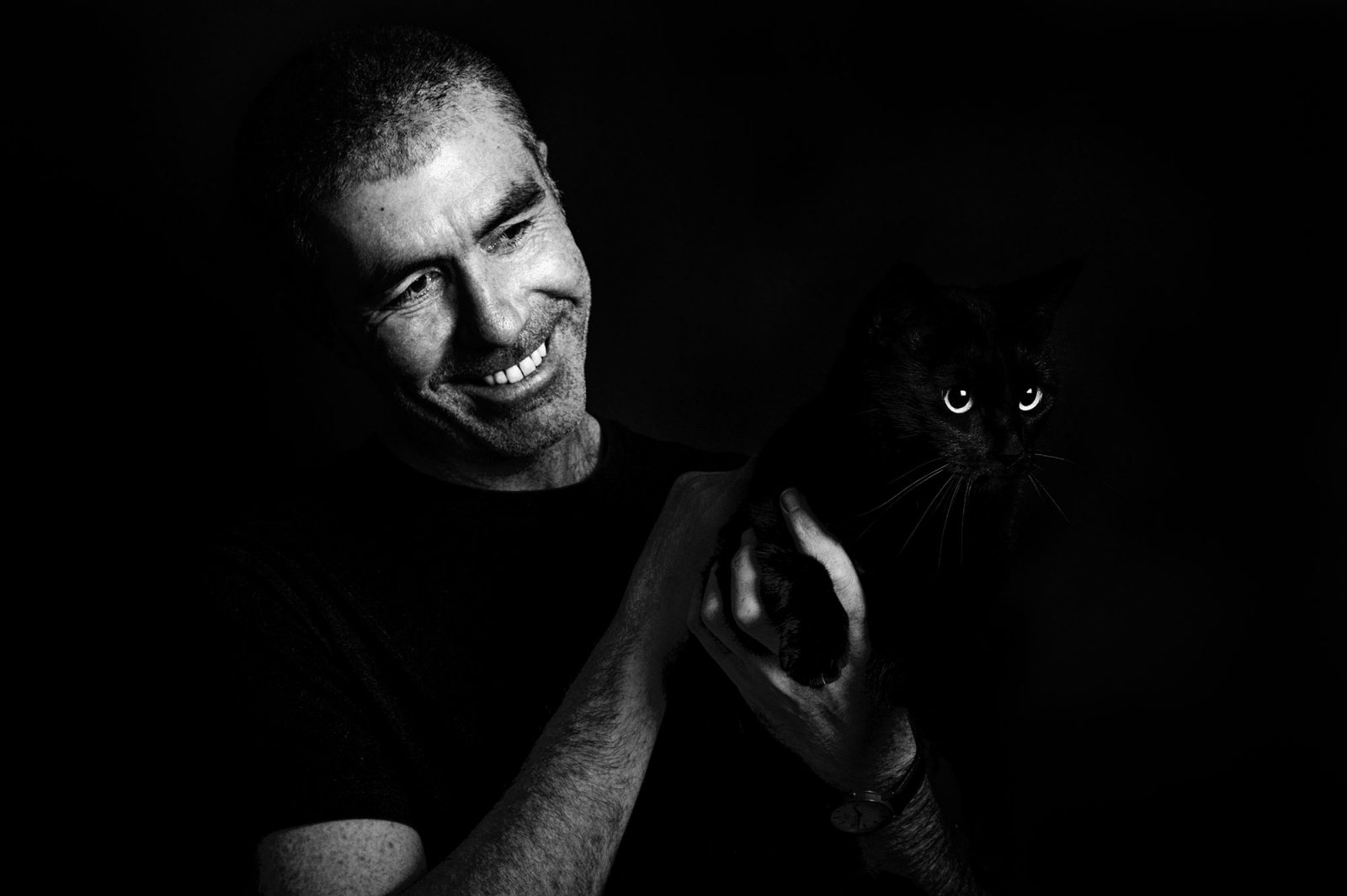 James Robertshaw photographer - of people light and colour.